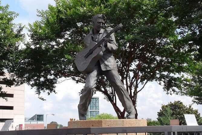 Elvis Presley Birthplace Park in Tupelo with Transport from Memphis - An In-Depth Look at the Elvis Presley Tupelo Tour