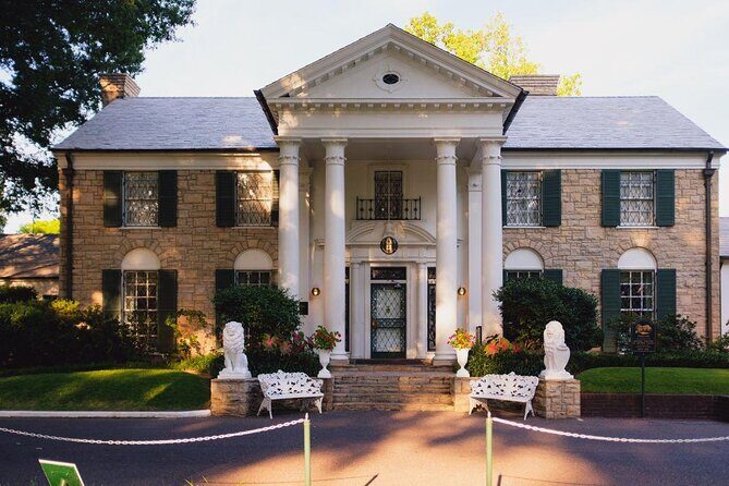 Elvis Presley Full-Day Private Tour of Memphis & Graceland - Key Points