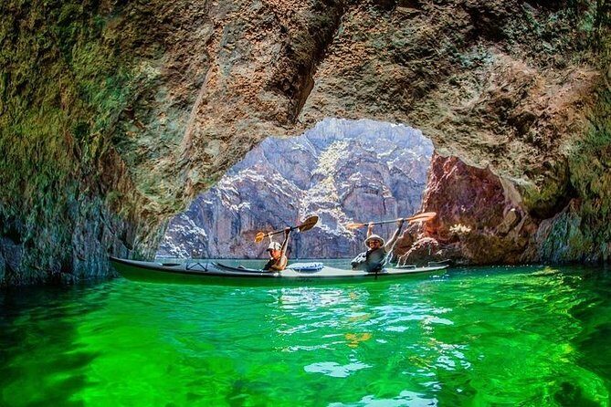 Emerald Cave Tour - Emerald Cave Tour: An outdoor escape from the Vegas Strip