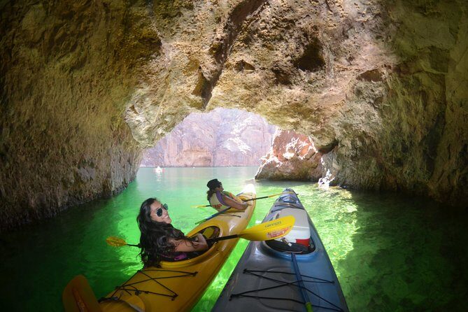 Emerald Cave Tour - What is the Emerald Cave Tour?