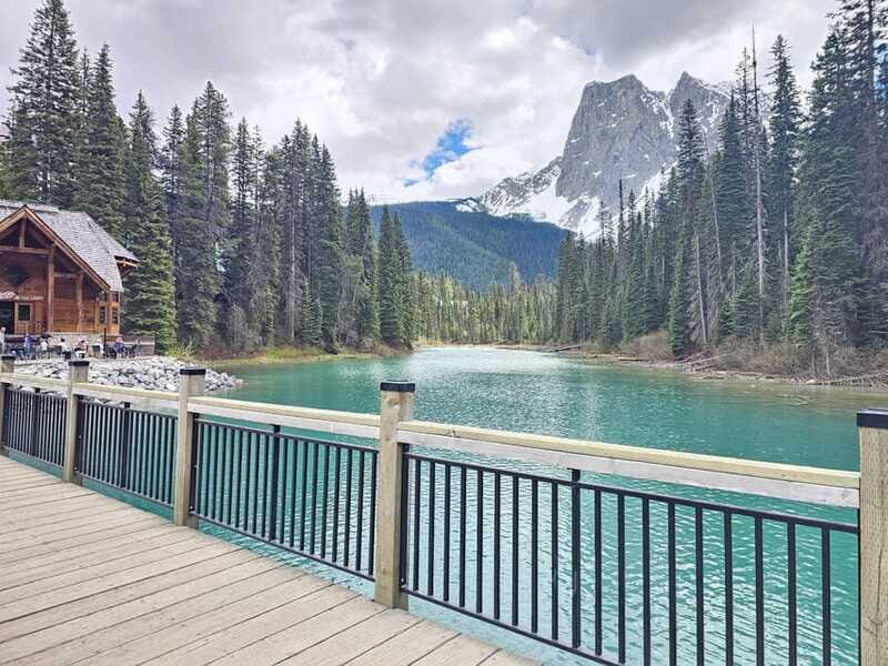 Emerald Lake, Lake Louise, Johnston Canyon & Banff Tour SUV - FAQ