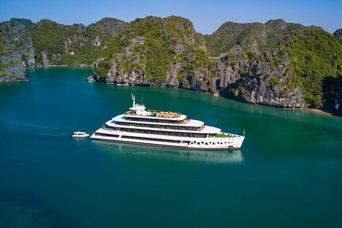 Emeraude Cruise 2 days 1 night Ha Long Bay Tour - The Value of the Emeraude 2D1N Experience