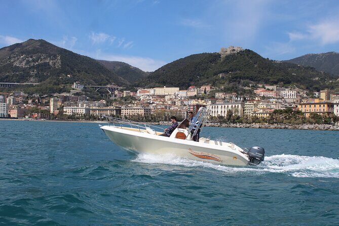 EN 21 boat rental without license on the Amalfi coast - Navigating the Itinerary: A Flexible Day with Scenic Highlights