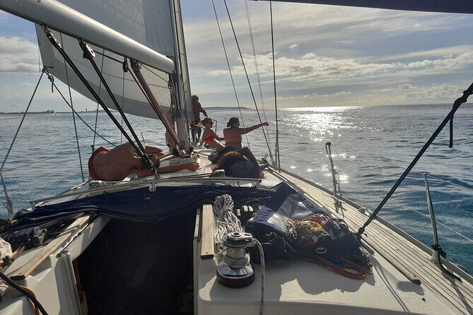 EN boat trip to the Caribbean with French cuisine - A Fun-Filled Caribbean Boat Trip with French Cuisine