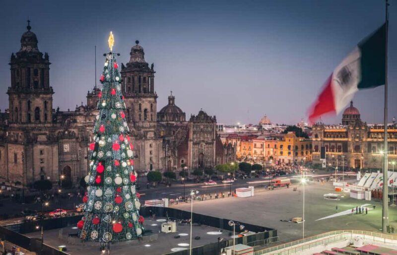 Enchanted Christmas Private Walking Tour in Mexico City - The Itinerary Examined