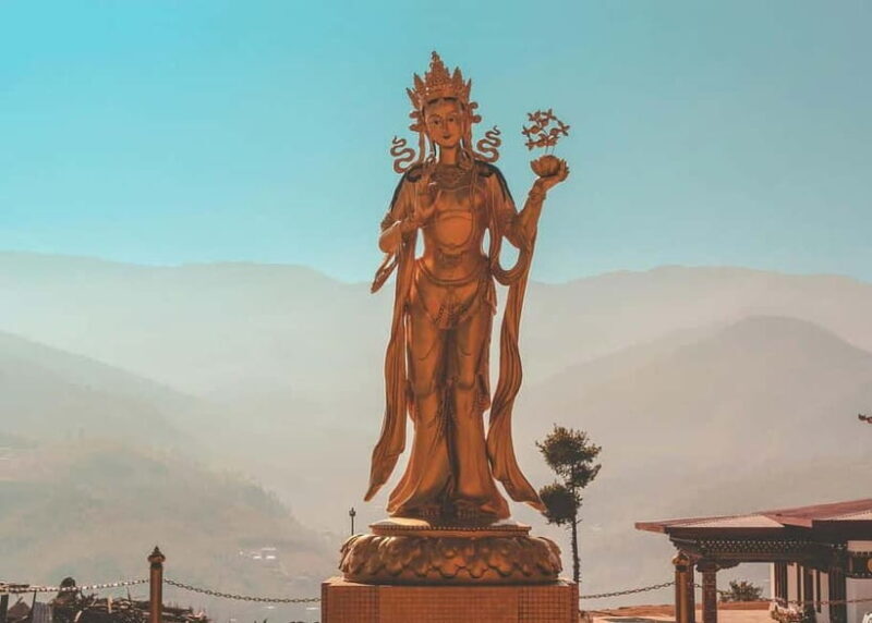 Enchanting Bhutan tour with Guide 1 week Tour from Thimphu - Starting in Thimphu: The Heartbeat of Bhutan