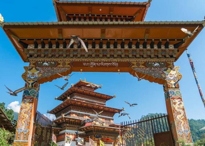 Enchanting Bhutan tour with Guide 1 week Tour from Thimphu - The Sacred Site of Paro and the Tiger’s Nest Hike