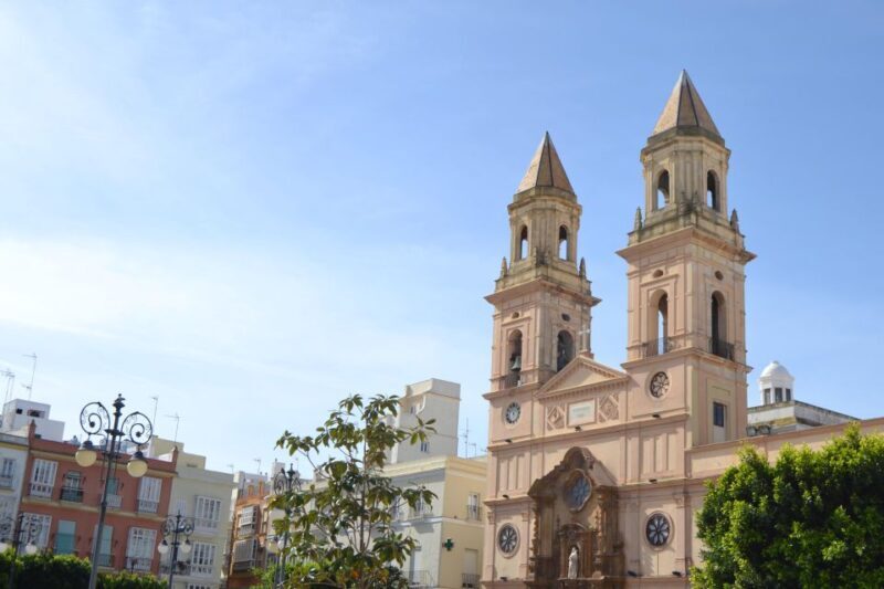 English Cádiz Tour: Walking Tour with Local Guide - Key Points