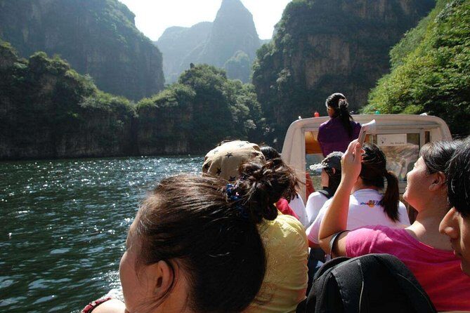 English Speaking Driver Service To Longqing Gorge - Transportation and Timing Considerations