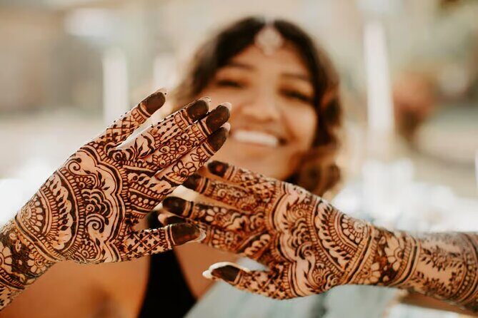 Enjoy 10 cultural activities of India all at one place in Delhi - Key Points