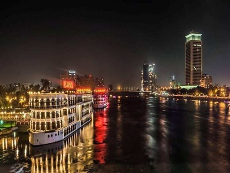 Enjoy 5 Days 4 Nights Egypt Holiday Package - Key Points