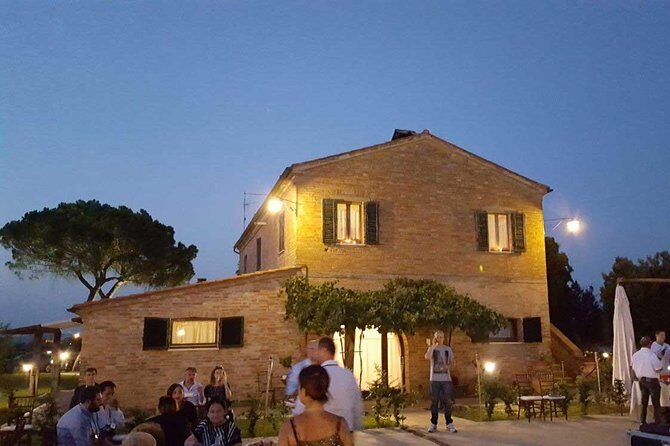 Enjoy a Wine Tasting after a cycling excursion in the magic of Tuscany - Key Points