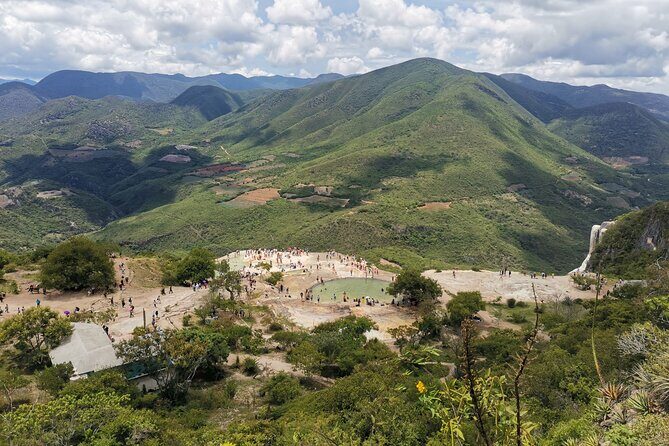 Enjoy Boil the Water and manufacture mezcal from Oaxaca - Key Points
