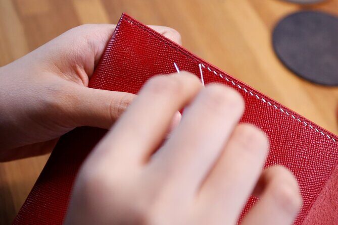 Enjoy & Learn - Making a Custom Clutch Bag in Leather Studio - FAQ