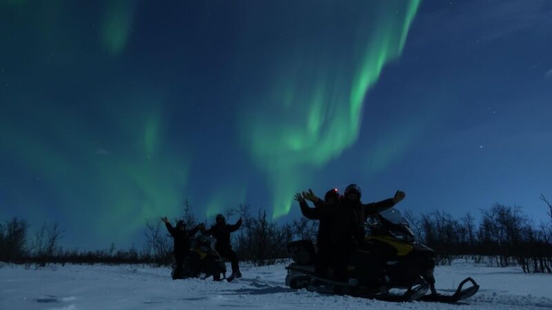Enjoy the Aurora Show on top of the mountain inc tipi dinner - An Authentic Arctic Adventure: Aurora Viewing with Tipi Dinner on Mount Ednamvarri