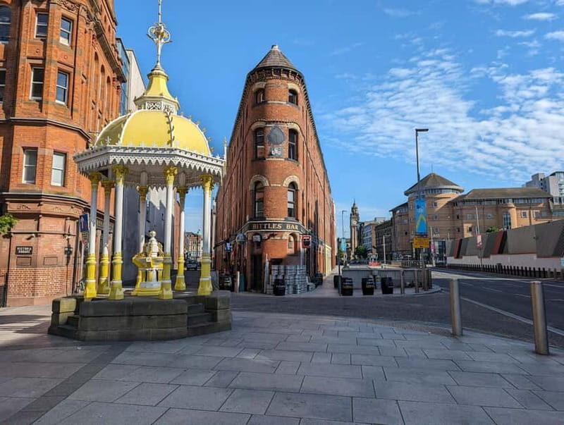 Entdecken Sie Belfast- Deutschsprachige Walking tour - The Bottom Line
