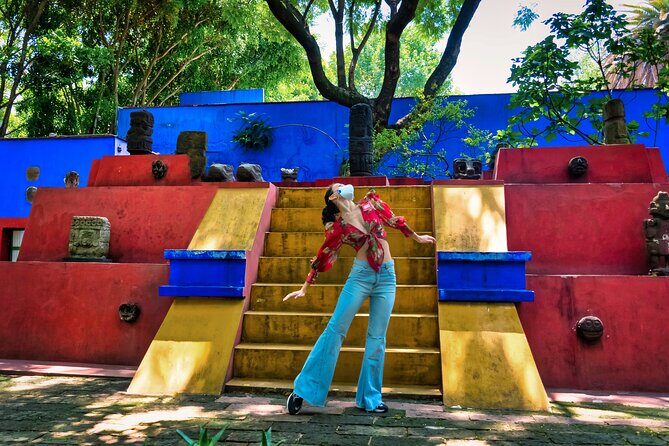 Entrance to Frida Kahlo Museum with Written Guide - What the Reviews Say