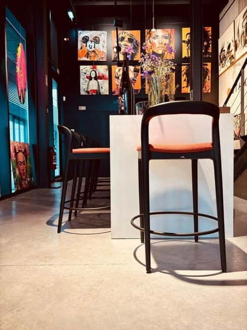 Entrance to the Roots Gallery + 1 glass of wine with snacks + 1 fine art print - Final Thoughts