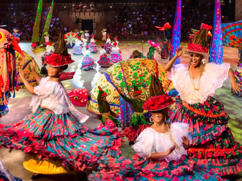 Entrance to Xcaret Park with access to the night show included. - Key Points