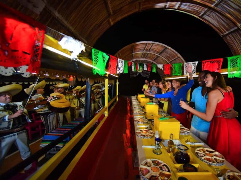 Entrance to Xoximilco Night Park - FAQ About Xoximilco Night Park