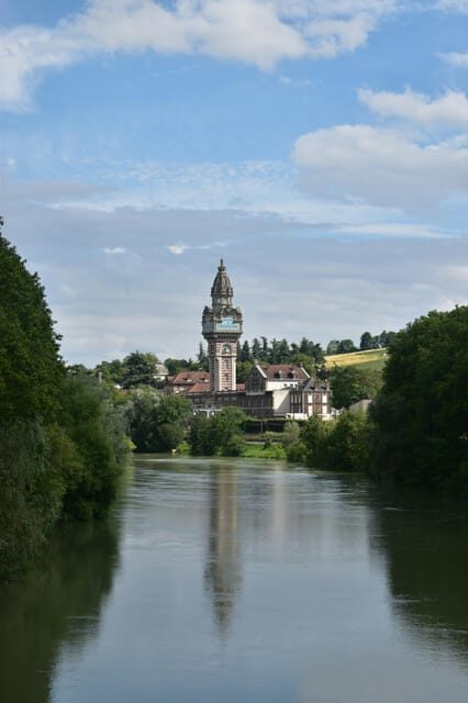 Epernay: Private Guided Tour of the Heart of Champagne - A Detailed Look at the Tour