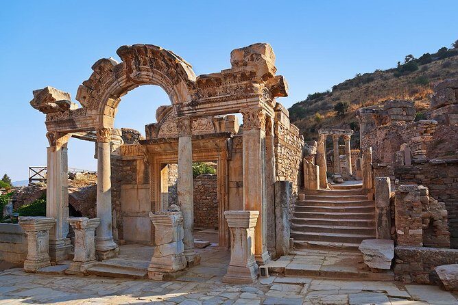 Ephesus Tour from Izmir Airport - Lunch in Selcuk: Taste of Turkey