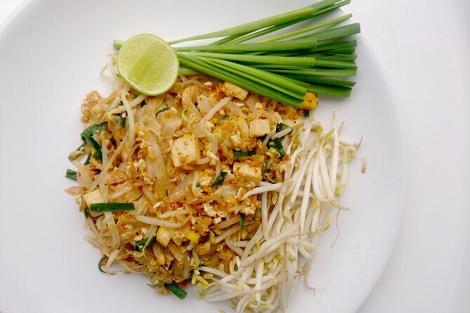 Epic Pad Thai Cooking Class in Denver - The Quality of Instruction and Atmosphere
