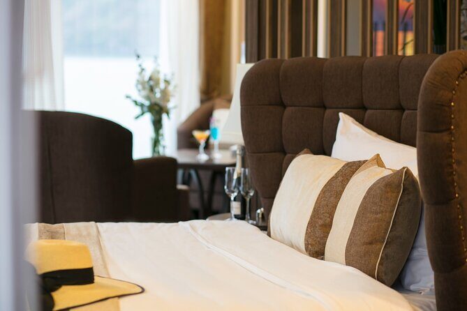 Era Cruise 2 day Explore Halong Bay and Lan Ha Bay from Hanoi - Key Points