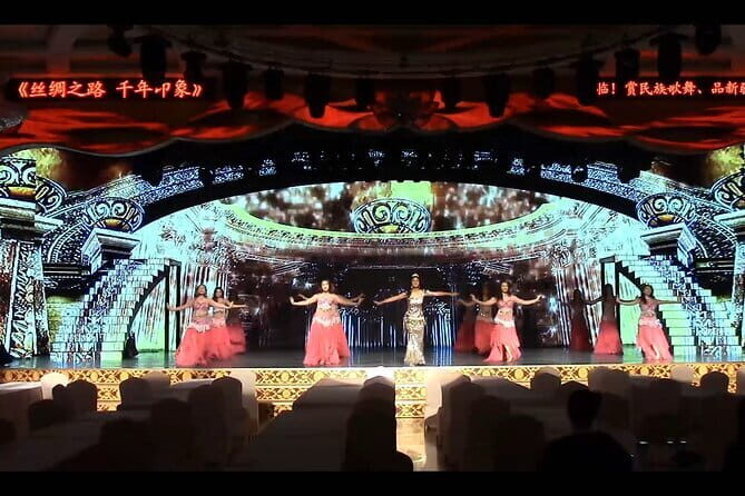 Erdaoqiao Bazaar Tour with Urumqi Singing and Dancing Show - Key Points