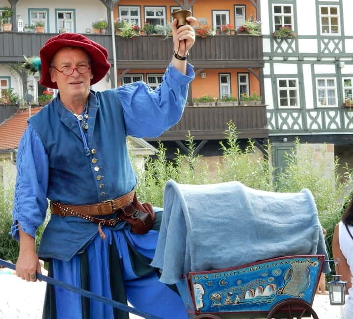 Erfurt: On the road with the bridge builder. Walking tour with anniversary tasting. - Key Points