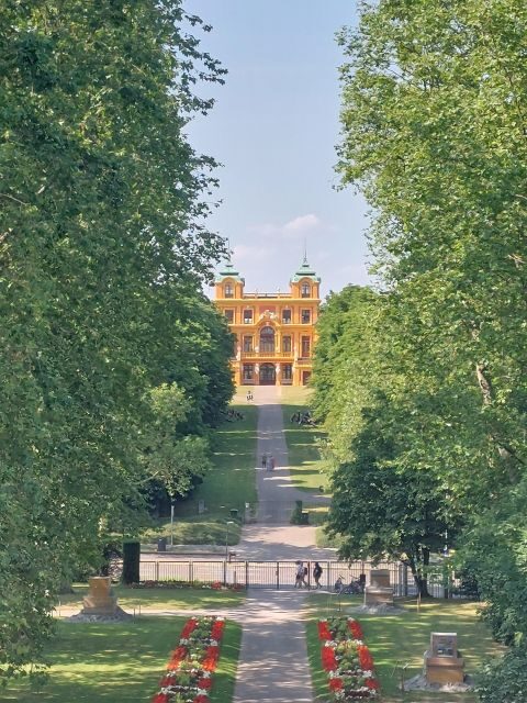 Erotische Stadtführung in Ludwigsburg - Why This Tour Works for Different Travelers