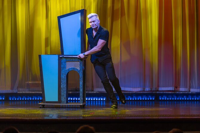 Escape Reality Branson Magic Dinner Show - Who Will Love This Show?