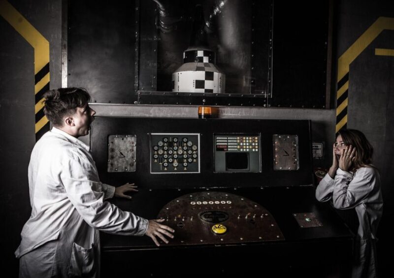 Escape Rooms by PanIQ Room in Budapest - The Puzzle Challenge