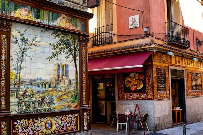 Escape the Inquisition in Madrid Exploration Game - Key Points