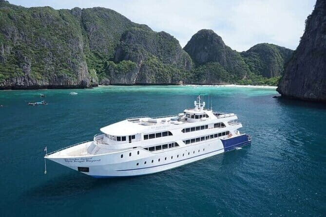 Escape to Phi Phi Islands: Ferry with Lunch - Key Points