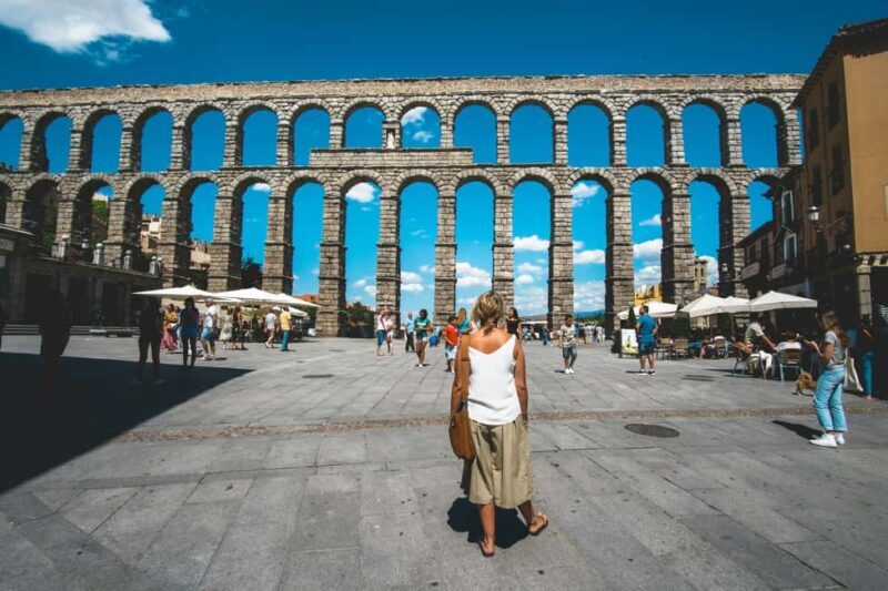 Escorial & Segovia: Private Minivan Tour from Madrid - Key Points