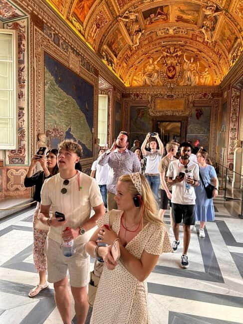 Escorted Fast Track Entry: Vatican Museums & Sistine Chapel - An In-Depth Look at the Experience