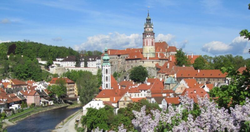eský Krumlov: 2 Hour Private Walking Tour with Guide - A Deep Dive into the Experience