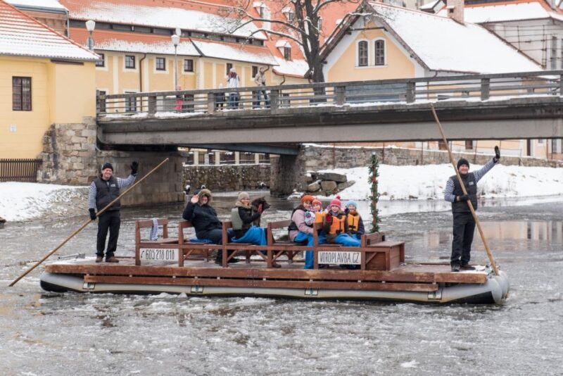 eský Krumlov: Advent Wooden Raft River Cruise - Authenticity and Value