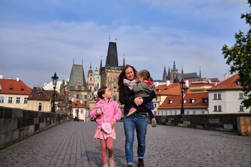 eský Krumlov Family Tour: A Private Walk Through History - A Thoughtful Introduction to Český Krumlov