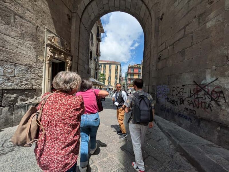 Esoteric Naples: Secrets, Ghosts & Street Food Tour - Tasting Naples: Street Food & Authentic Flavors