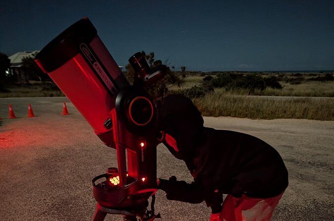 Esperance Astronomy Shared Night Experience - Atmosphere and Group Size: Intimate and Relaxed