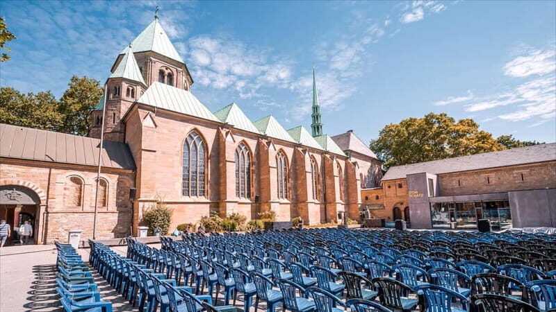 Essen: Express Walk with a Local in 60 minutes - Exploring Essen in Just 60 Minutes