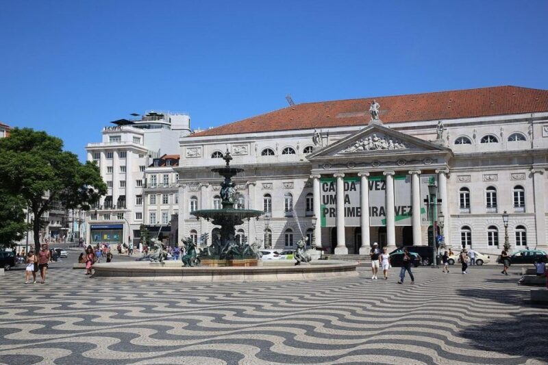 Essential Lisbon: Half-Day Tour - The Experience from a Traveler’s Perspective