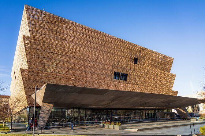 Essential Smithsonian Tour with NMAAHC Timed Entry - Practical Details and Value