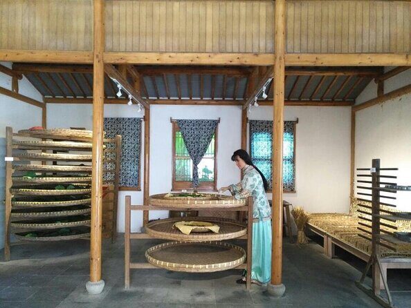 Essential Suzhou City Sightseeing Private Day Tour - A Closer Look at the Itinerary