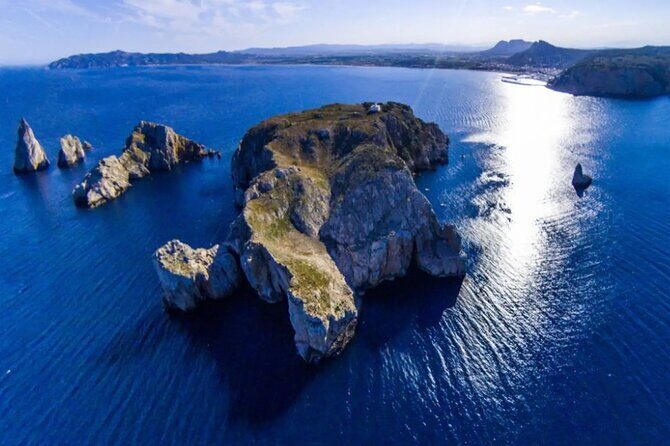 Estartit (1h 30m STOP) & Medes Islands - Super Underwater Vision - Key Points