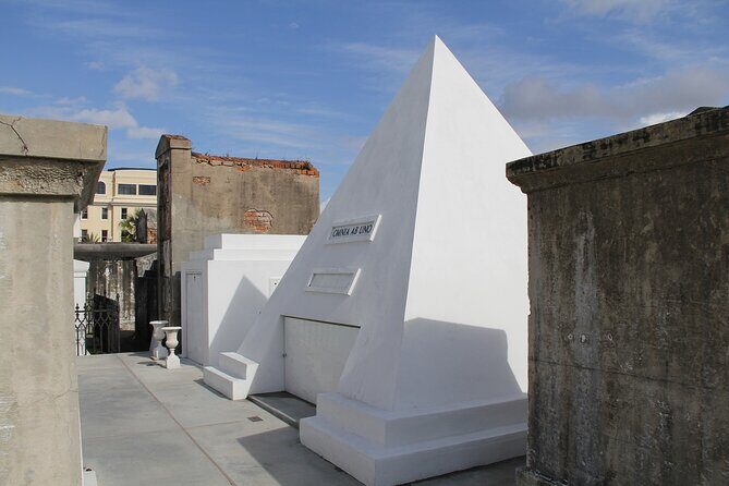 Eternal Echoes: A Cemetery Tour of New Orleans - Exploring the Cemeteries: What to Expect
