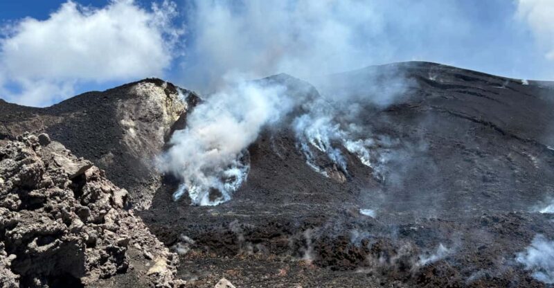 Etna excursion to 3000 mt. with cable-car and jeep 4x4 - Practical Tips for Travelers