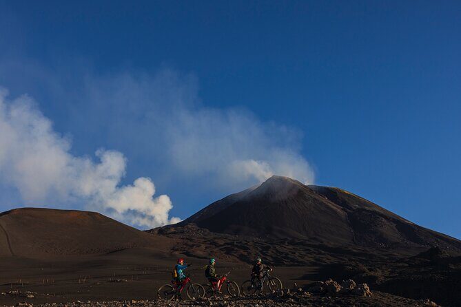 Etna Summit Excursion E-BIke - The Itinerary in Detail: How the Day Unfolds